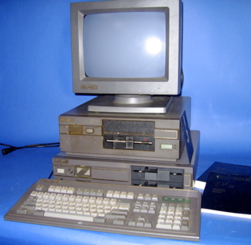 Generaciones de Computadoras timeline | Timetoast timelines