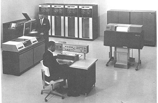 5 Generaciones de la Computadora: timeline | Timetoast timelines