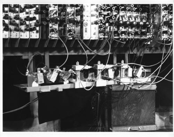 GENERACIONES DE LAS COMPUTADORAS timeline | Timetoast timelines