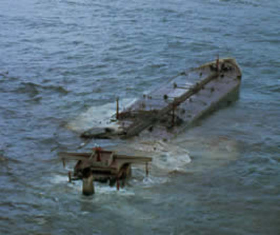 oil spills The great disaster!!!!!!! timeline | Timetoast timelines