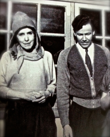 Karen Blixen timeline | Timetoast timelines