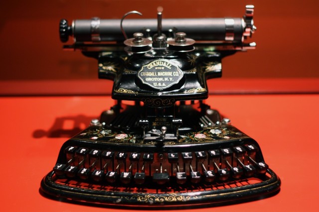 historia de la maquina de escribir timeline | Timetoast timelines