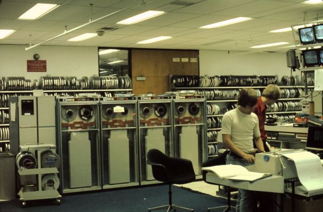 Sistemas Operativos timeline | Timetoast timelines