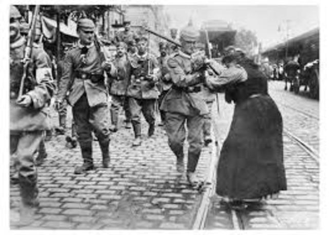 World War I, the Treaty of Versailles, and the Great Depression ...