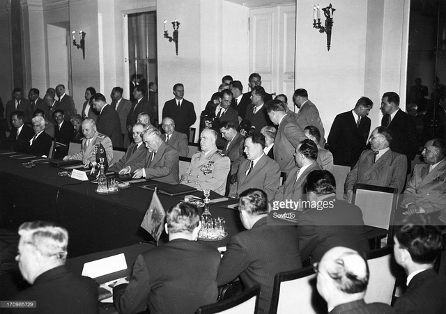 Cold War Timeline | Timetoast timelines