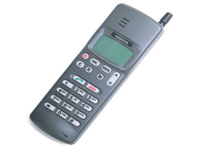 DISPOSITIVOS MOVILES timeline | Timetoast timelines