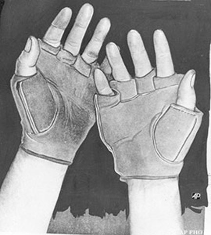 The Evolution of the Baseball Glove timeline | Timetoast timelines