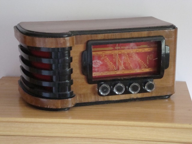 Evolució de la Ràdio timeline | Timetoast timelines