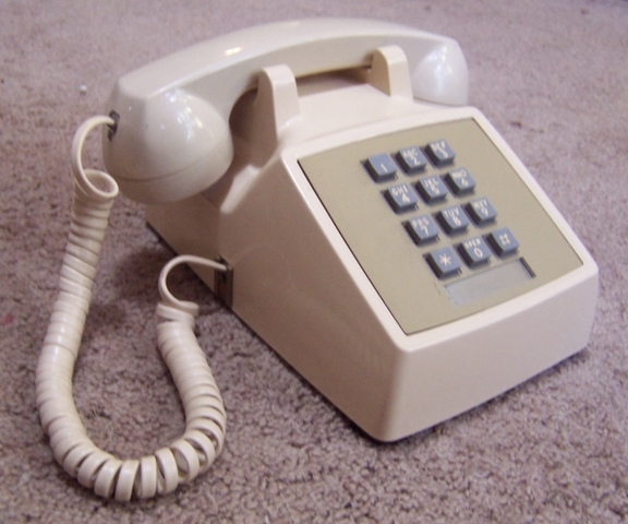 L'histoire de téléphone timeline | Timetoast timelines