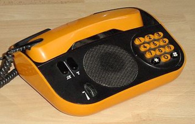 Histoire du téléphone timeline | Timetoast timelines