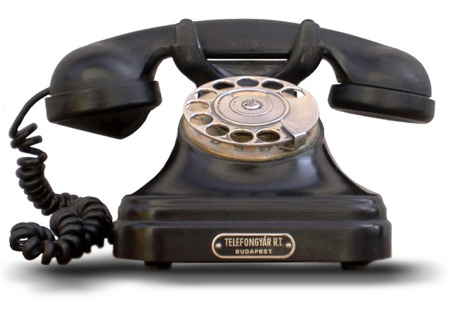 EVOLUCIÓN DE LAS TELECOMUNICACIONES timeline | Timetoast timelines