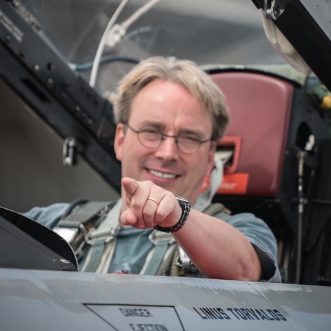 Linus Torvalds: the life of Linux OS timeline | Timetoast timelines