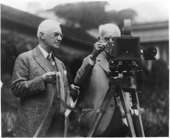 historia de el proyector cinematográfico timeline | Timetoast timelines