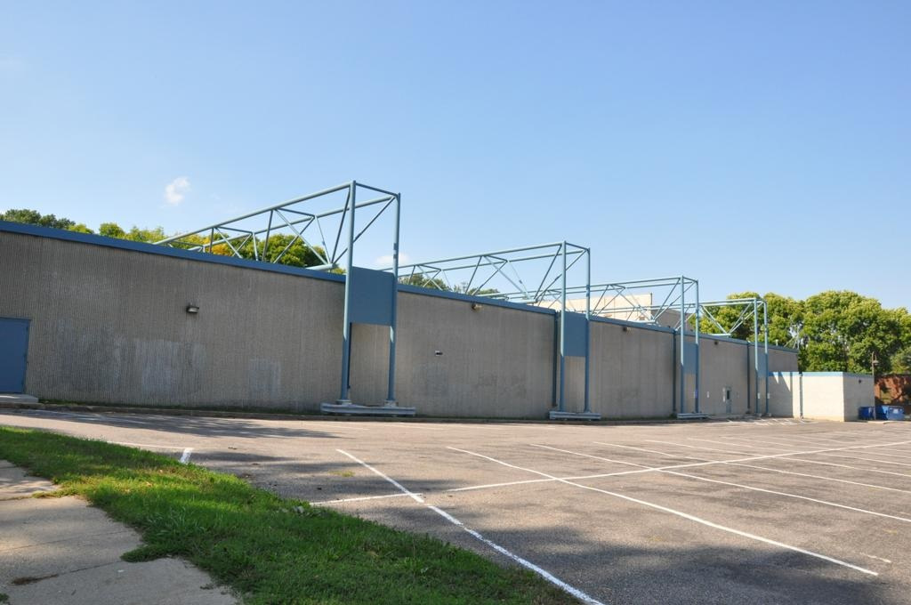 Ken Yackel-West Side Arena - Ice Rink in Saint Paul, MN - Travel Sports