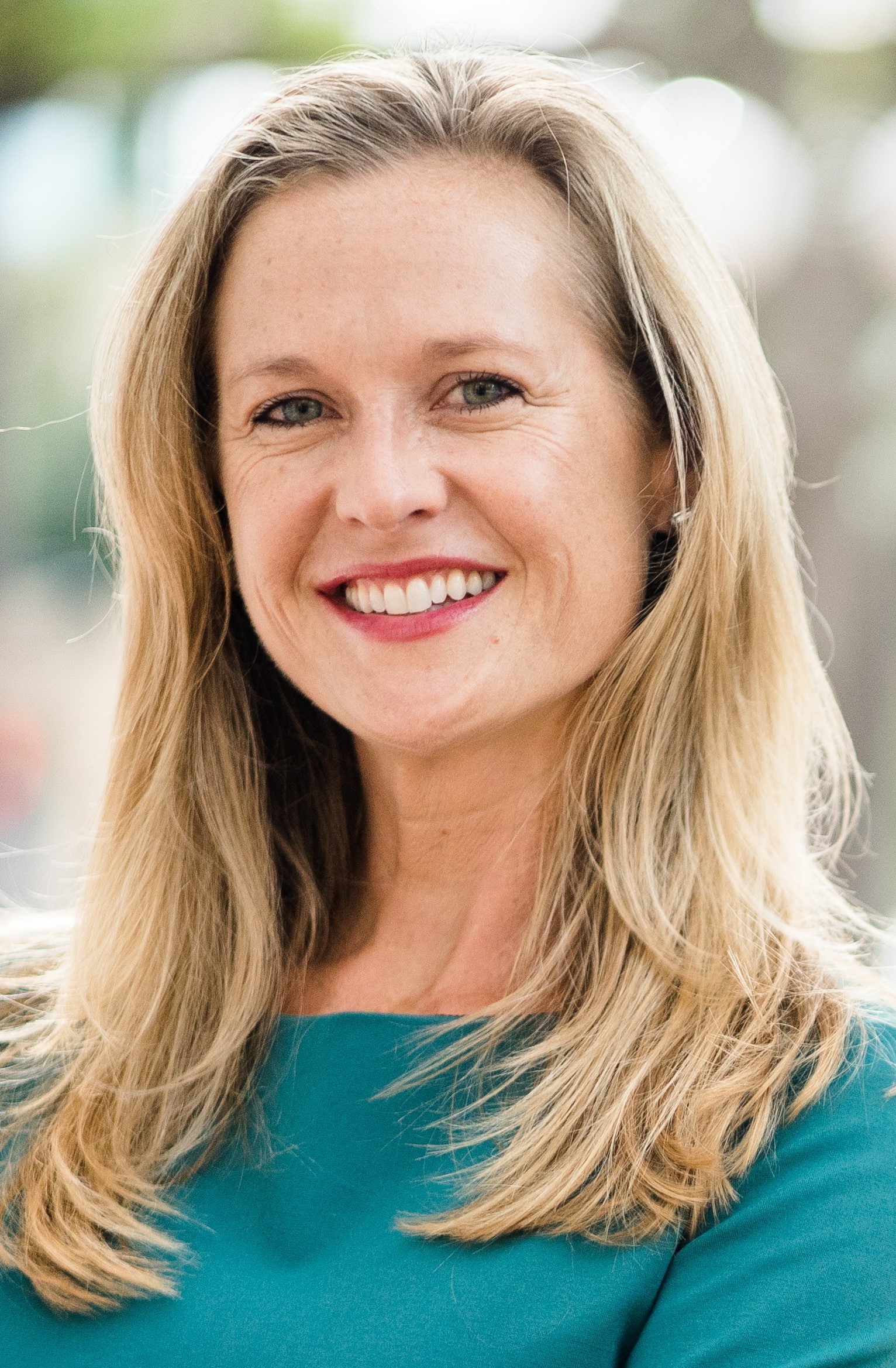 VoteWater endorses Brian Mast, Lindsay Cross ahead of Nov. 8 election ...