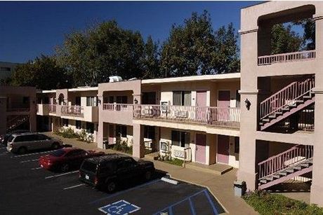 Greentree Pasadena Inn - Guest Reservations