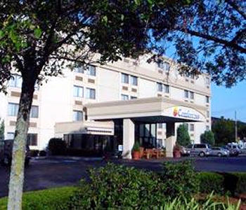 Hilton Garden Inn Boston Logan Airport - Guest Reservations