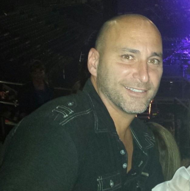 Eric Mir, Manitowoc, WI Wisconsin currently in Rancho Santa Fe, CA USA