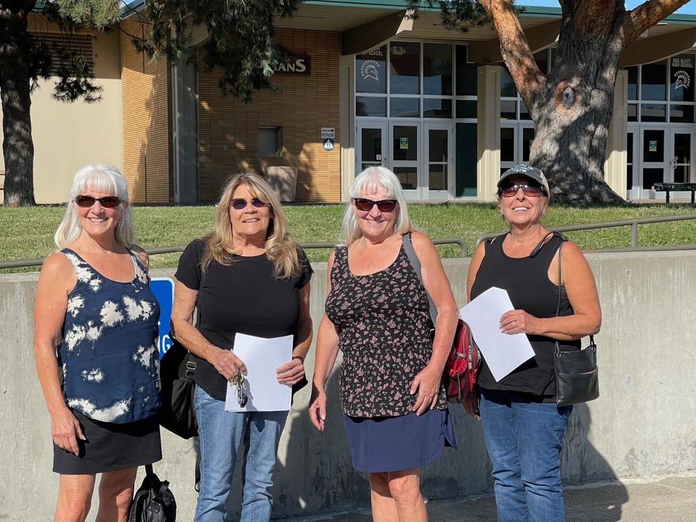 Nostalgic Selfie Tour