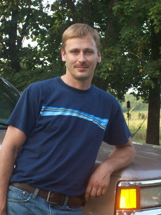 John Cederoth, Dickson, TN Tennessee currently in Burns, TN USA