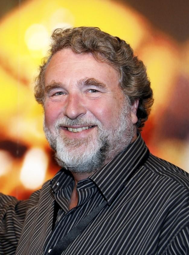 Robert Harding, Riverside, CA California currently in Wargrave, England ...