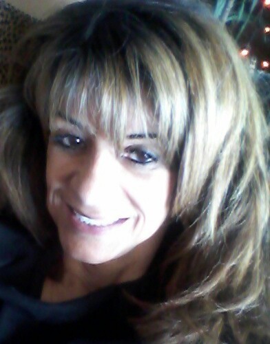 Gloria Rael, Carpentersville, IL Illinois currently in fort myers, FL USA