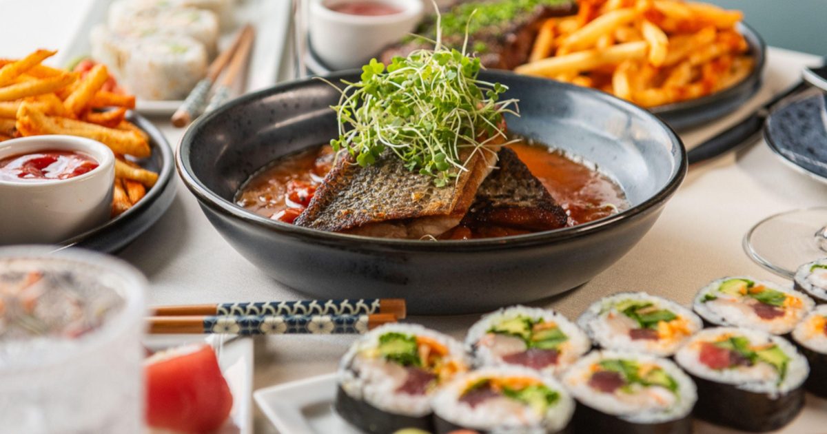 Restaurants & Bars | Saint Kate - The Arts Hotel in Milwaukee
