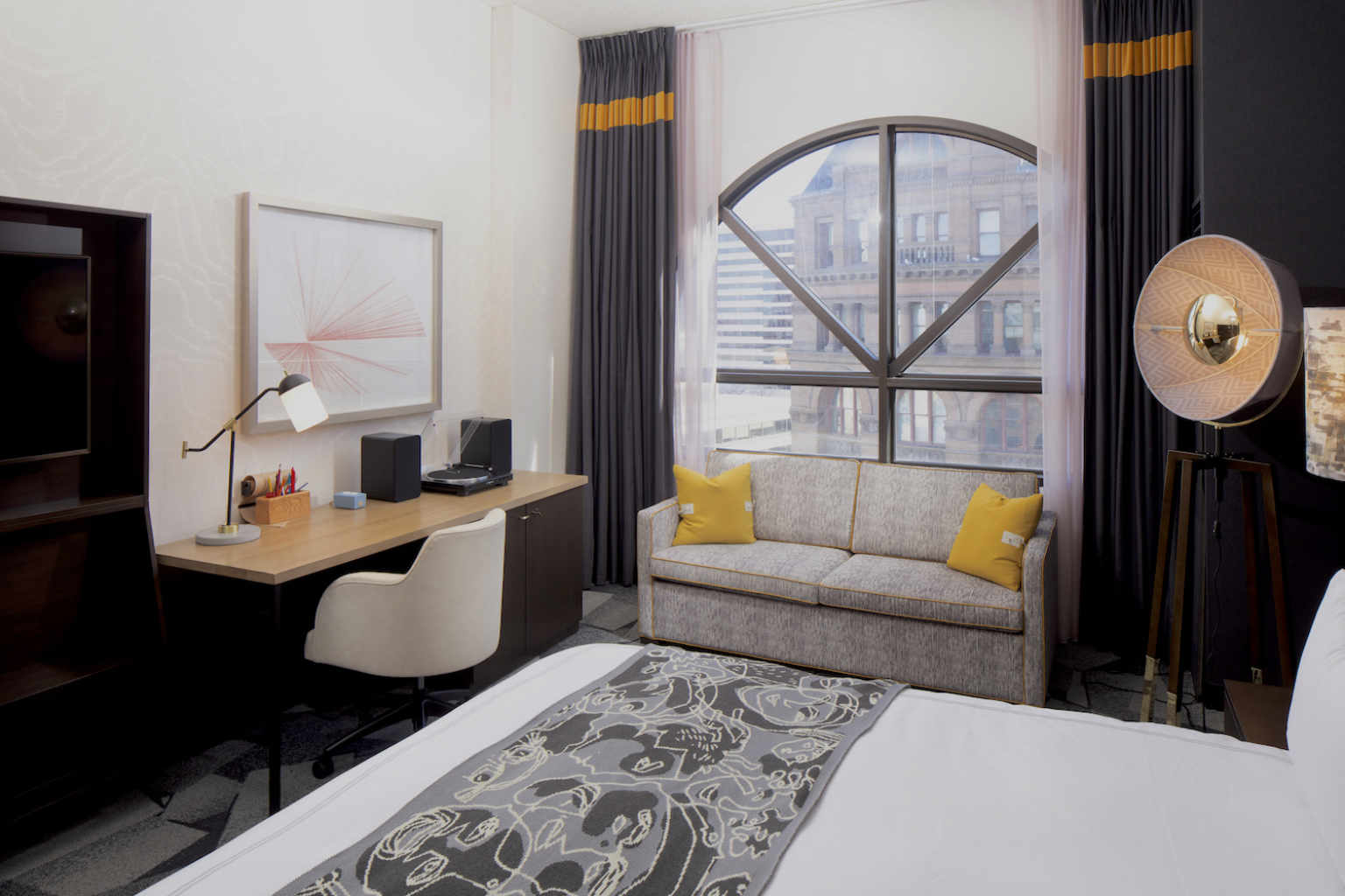 Rooms & Suites | Saint Kate - The Arts Hotel in Milwaukee