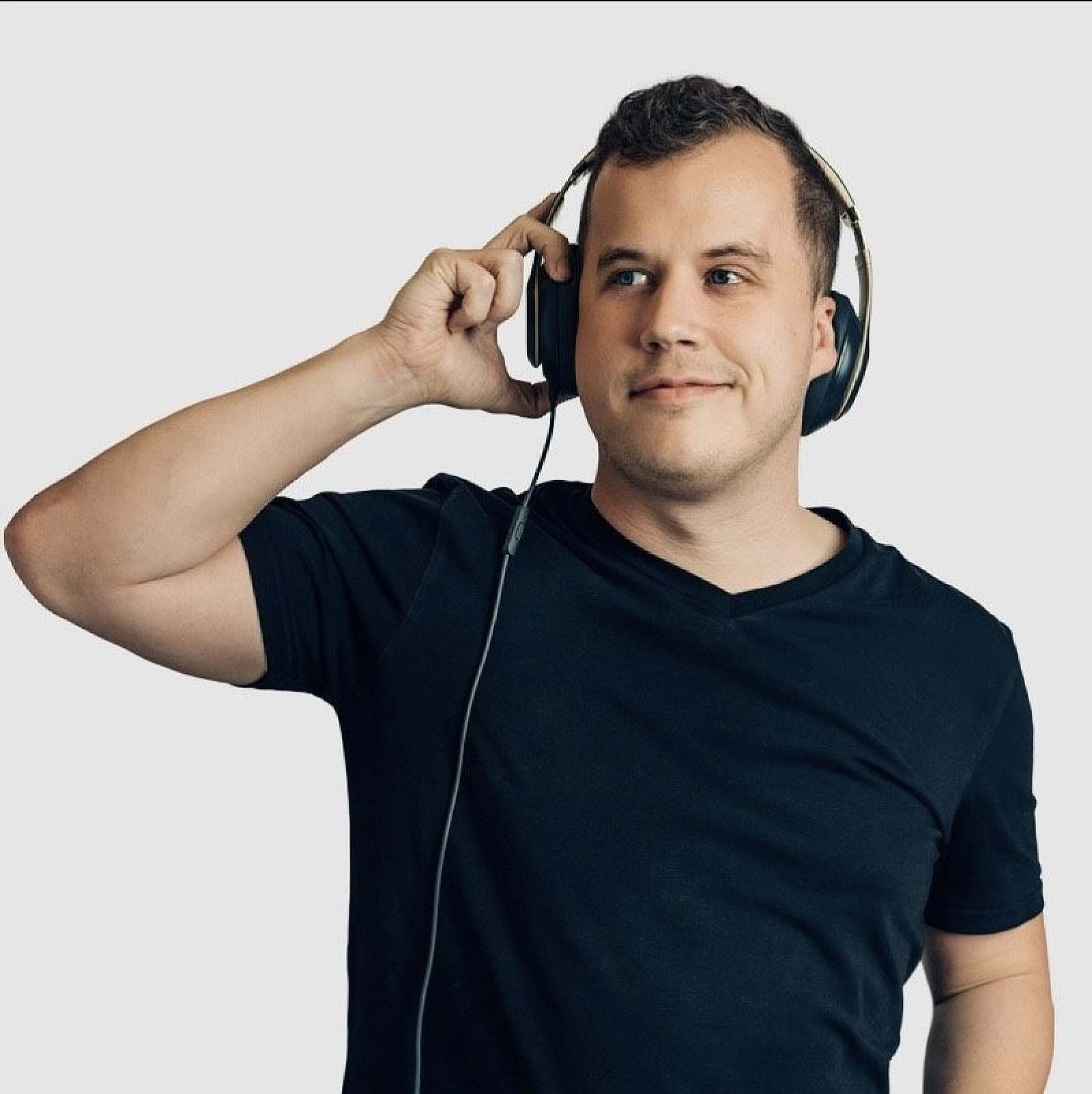 SAINT KATE SOUNDS - DJ… | Saint Kate - The Arts Hotel in Milwaukee