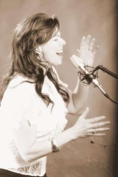 SAINT KATE SOUNDS - Janet… | Saint Kate - The Arts Hotel in Milwaukee