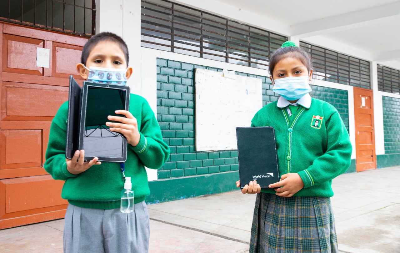 Salgalú TV - Comunicación que nos acerca - World Vision Perú entrega ...