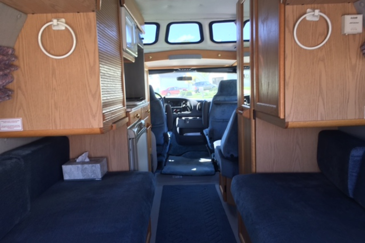 2001 Roadtrek Popular 190 in Jenison, MI