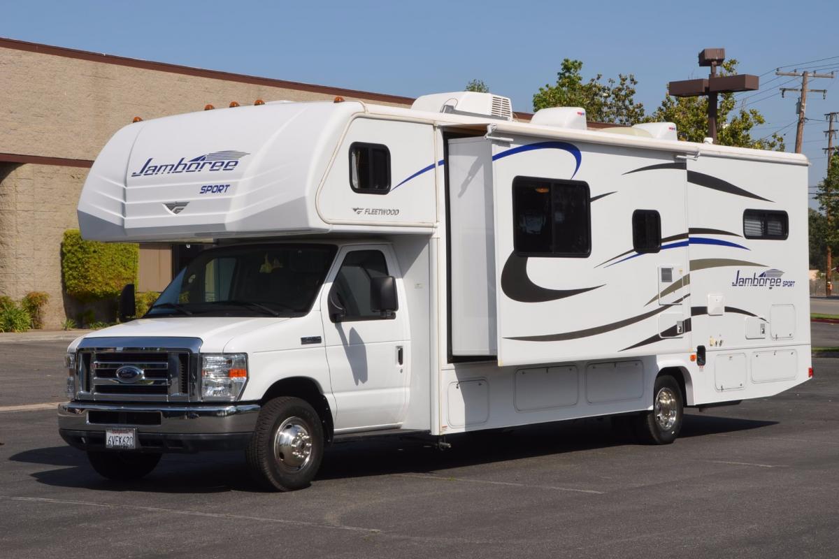 2011 Fleetwood Jamboree Sport 31N in Simi Valley, CA