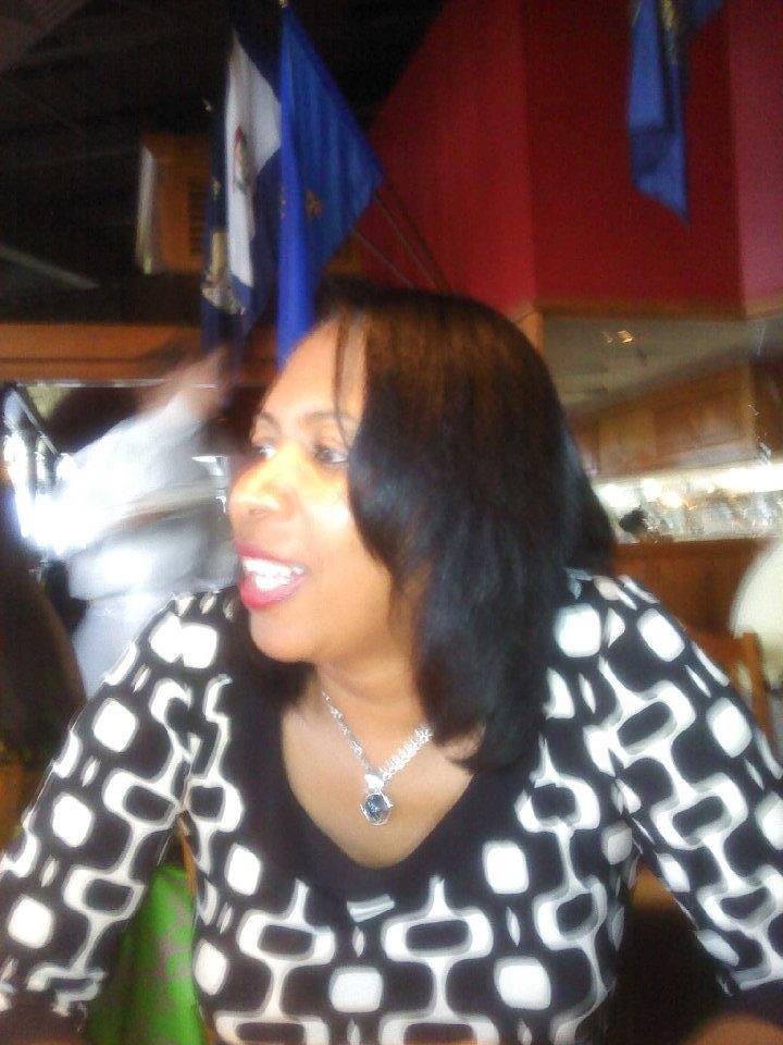 Mona Lesa Smith from Berkeley High School - Classmates