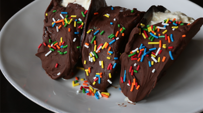 Different Ways to Serve Ice Cream for the Best Kind of Brain Freeze