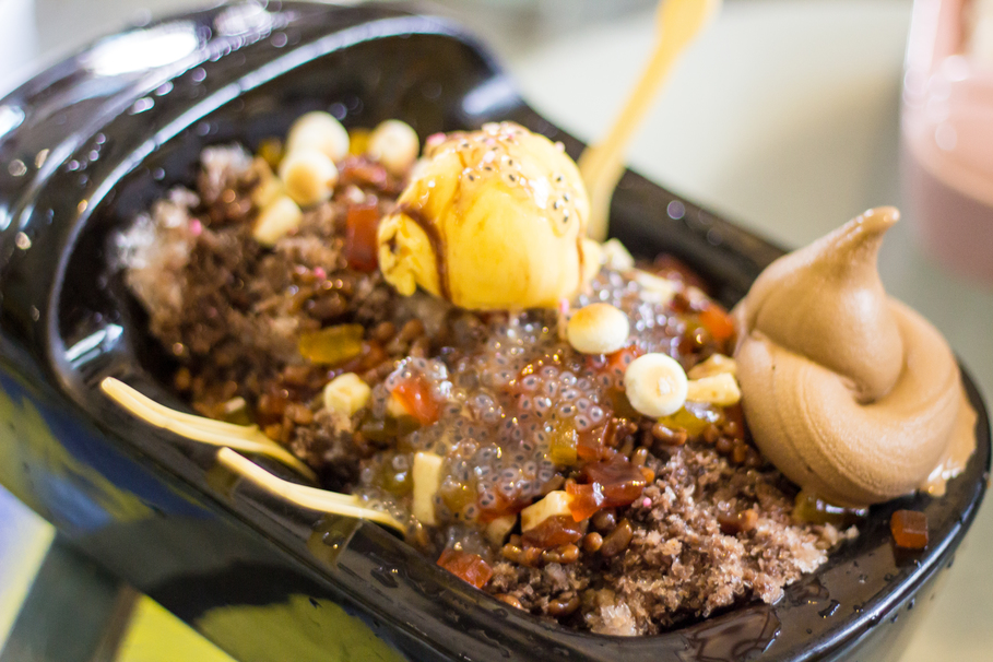 This Beijing Restaurant Is Poop-Themed