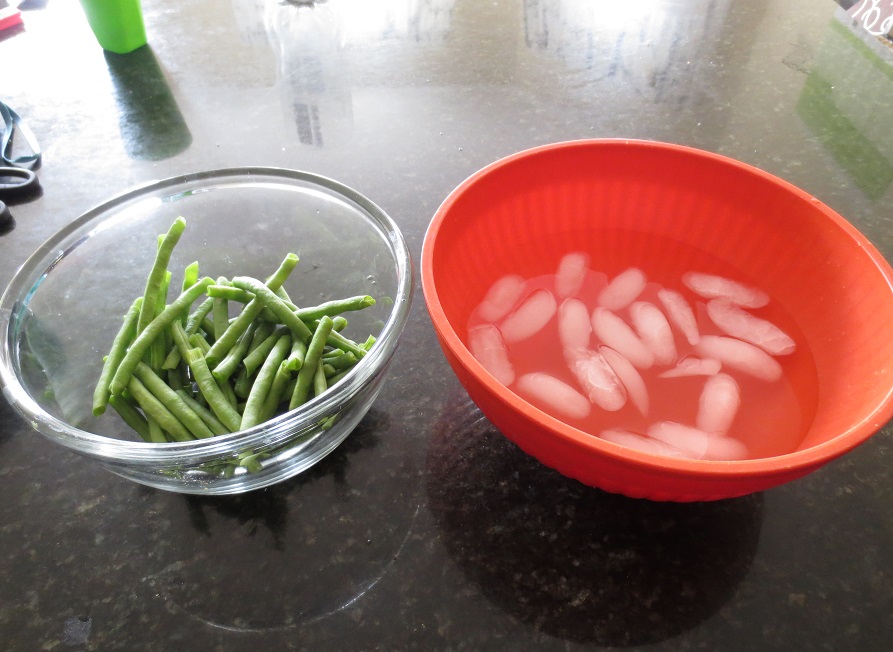 How to Blanch Vegetables