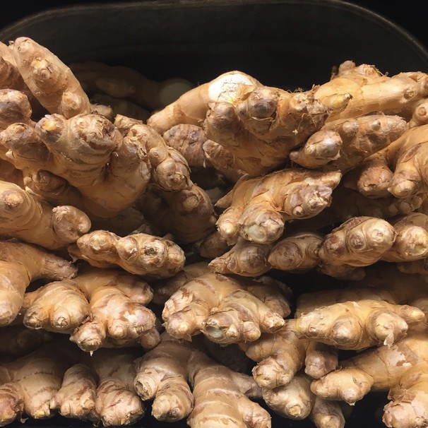 10 Traditional Chinese Superfoods and How to Eat Them