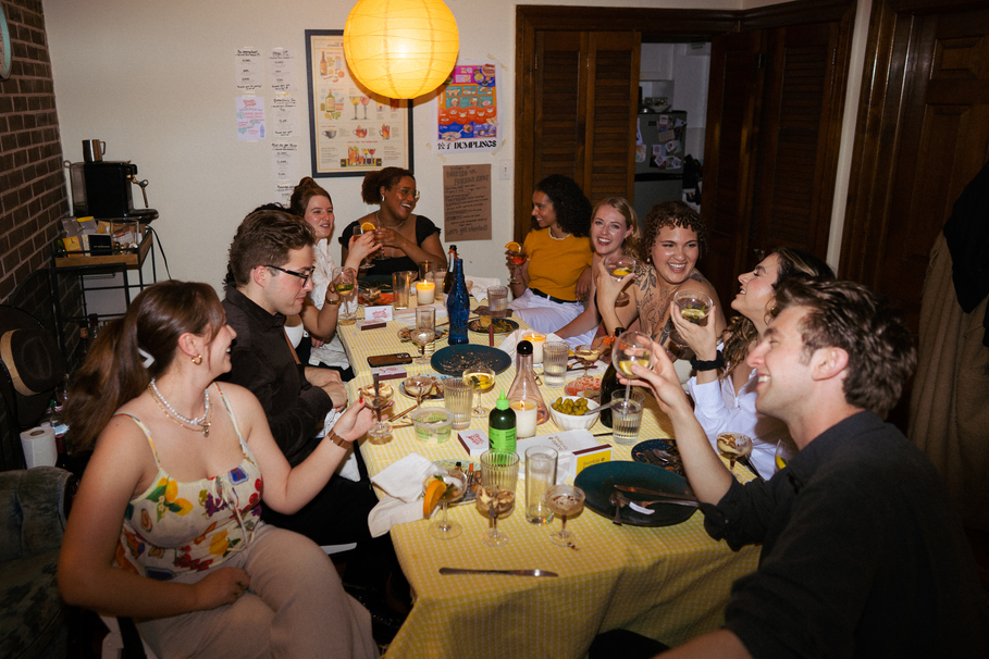 At Community Dining Events, Guests Meet Friends Through Food