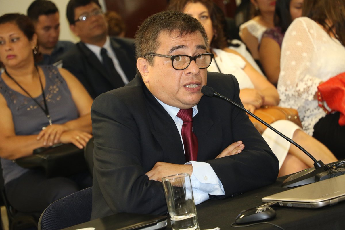 El físico Adolfo Castillo Meza es el nuevo jefe de la ONPE | Semana ...