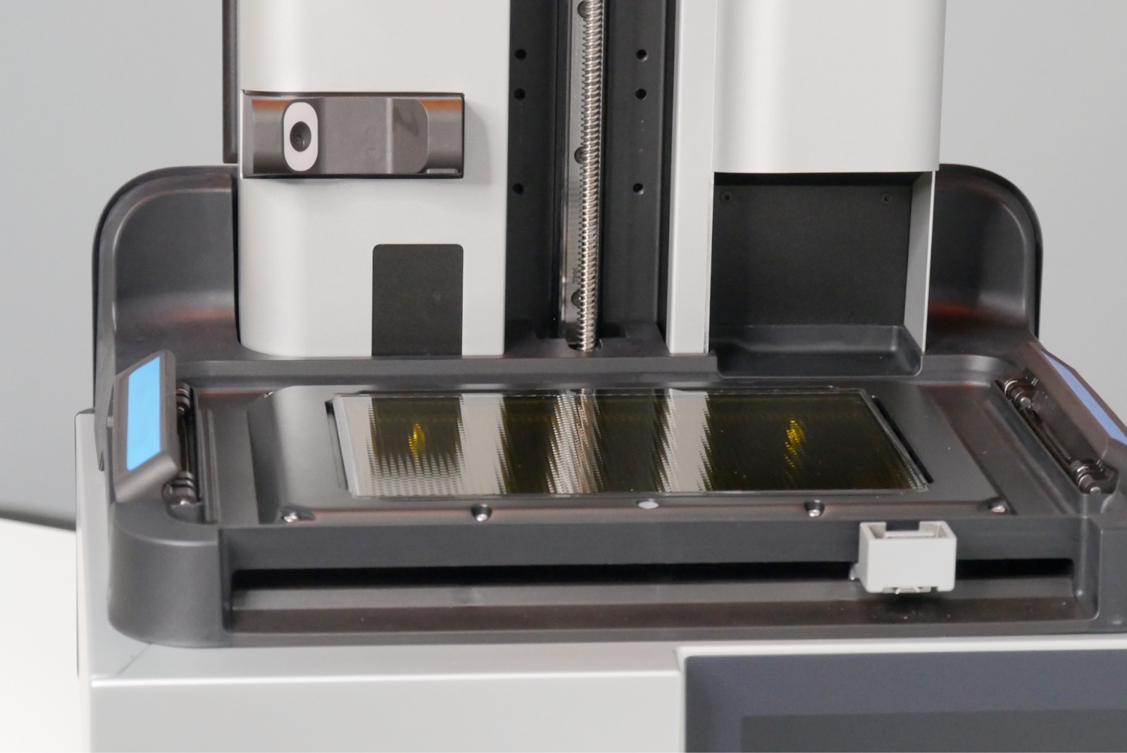 Resin dispensing system