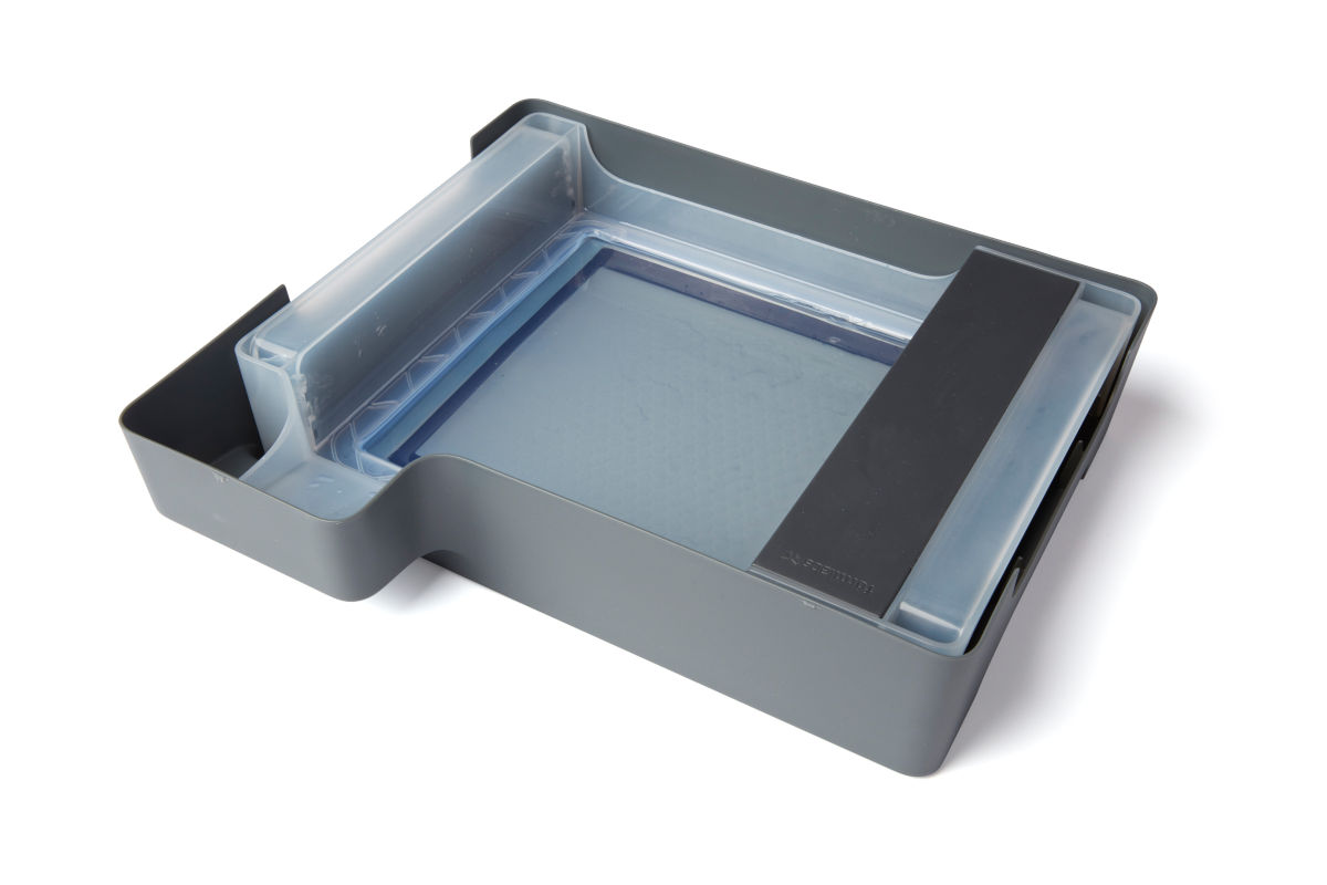 Storing resin tanks (Form 3/Form 3B)