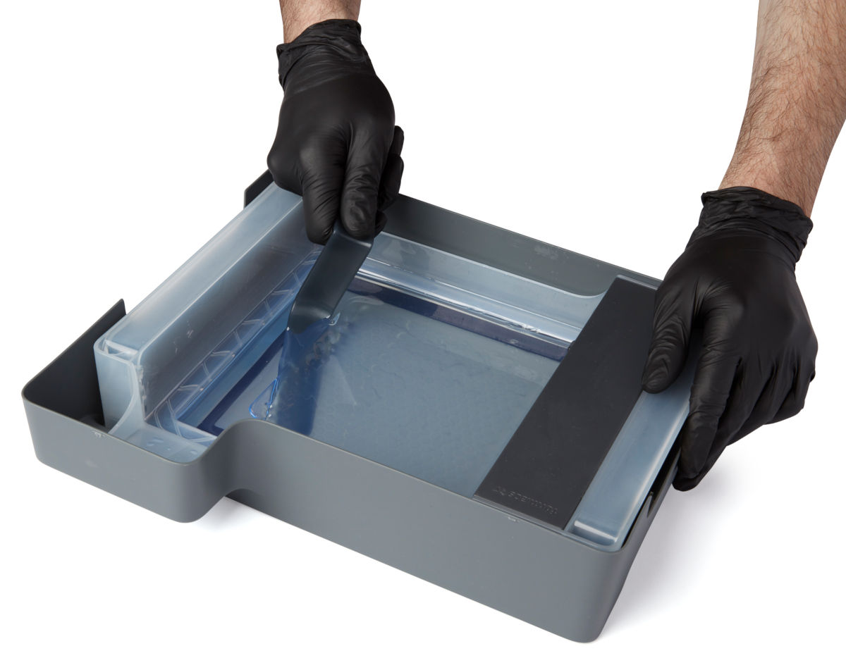 Cleaning after a failed print (Form 3/Form 3B)