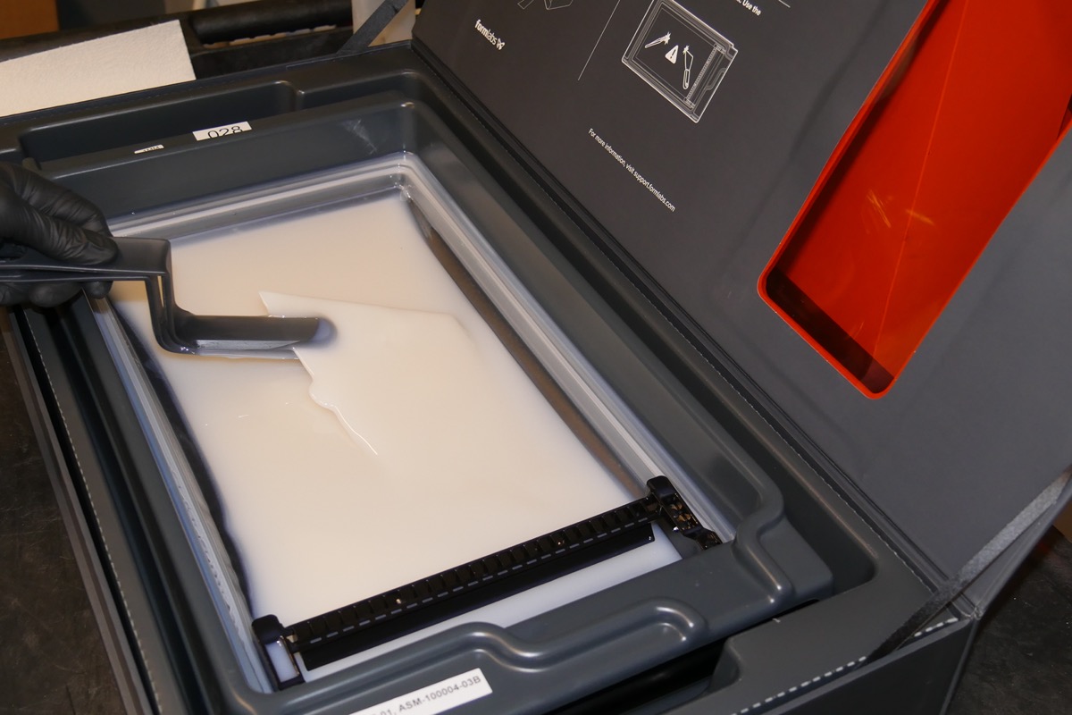 Cleaning after a failed print (Form 3L/Form 3BL)