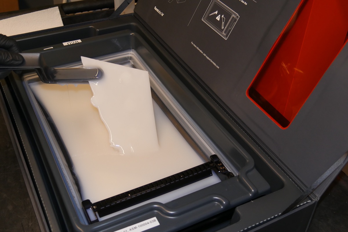 Cleaning after a failed print (Form 3L/Form 3BL)