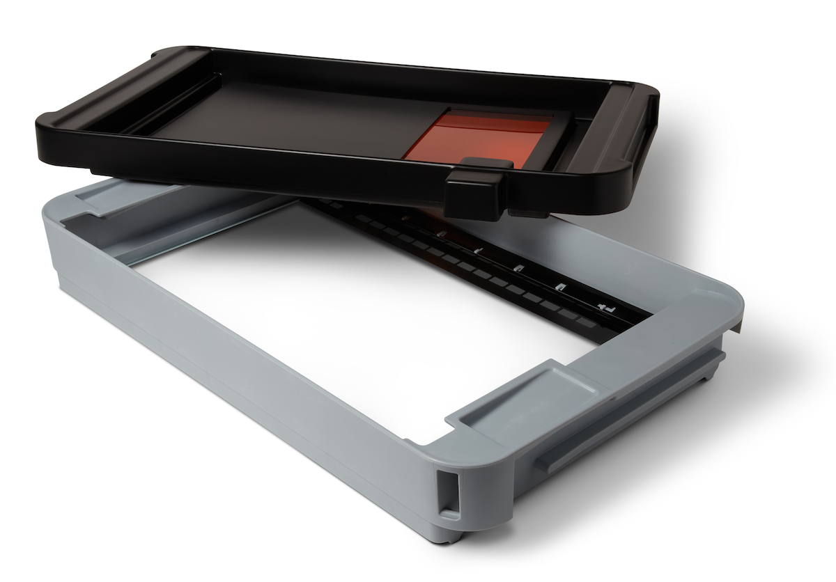 Inspecting and cleaning resin tanks (Form 4 and Form 4L generation)