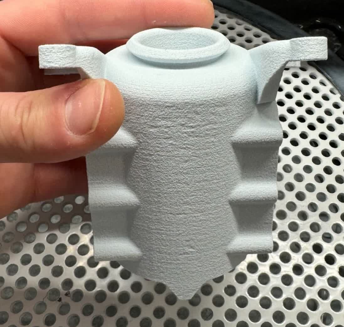 Poor finish (orange peel) on vertical surfaces (SLS)