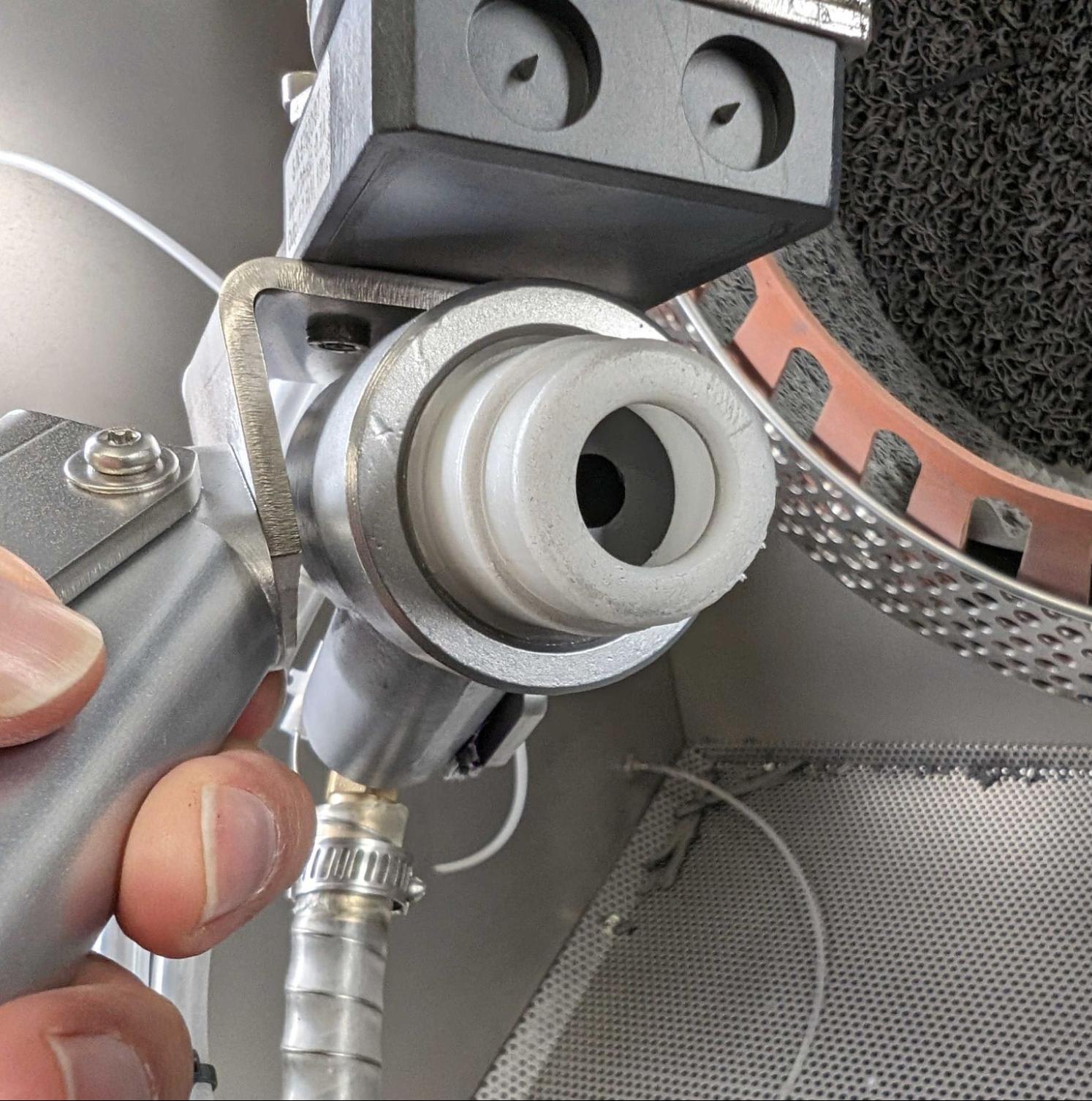 Decreased output or no media flowing (Fuse Blast)