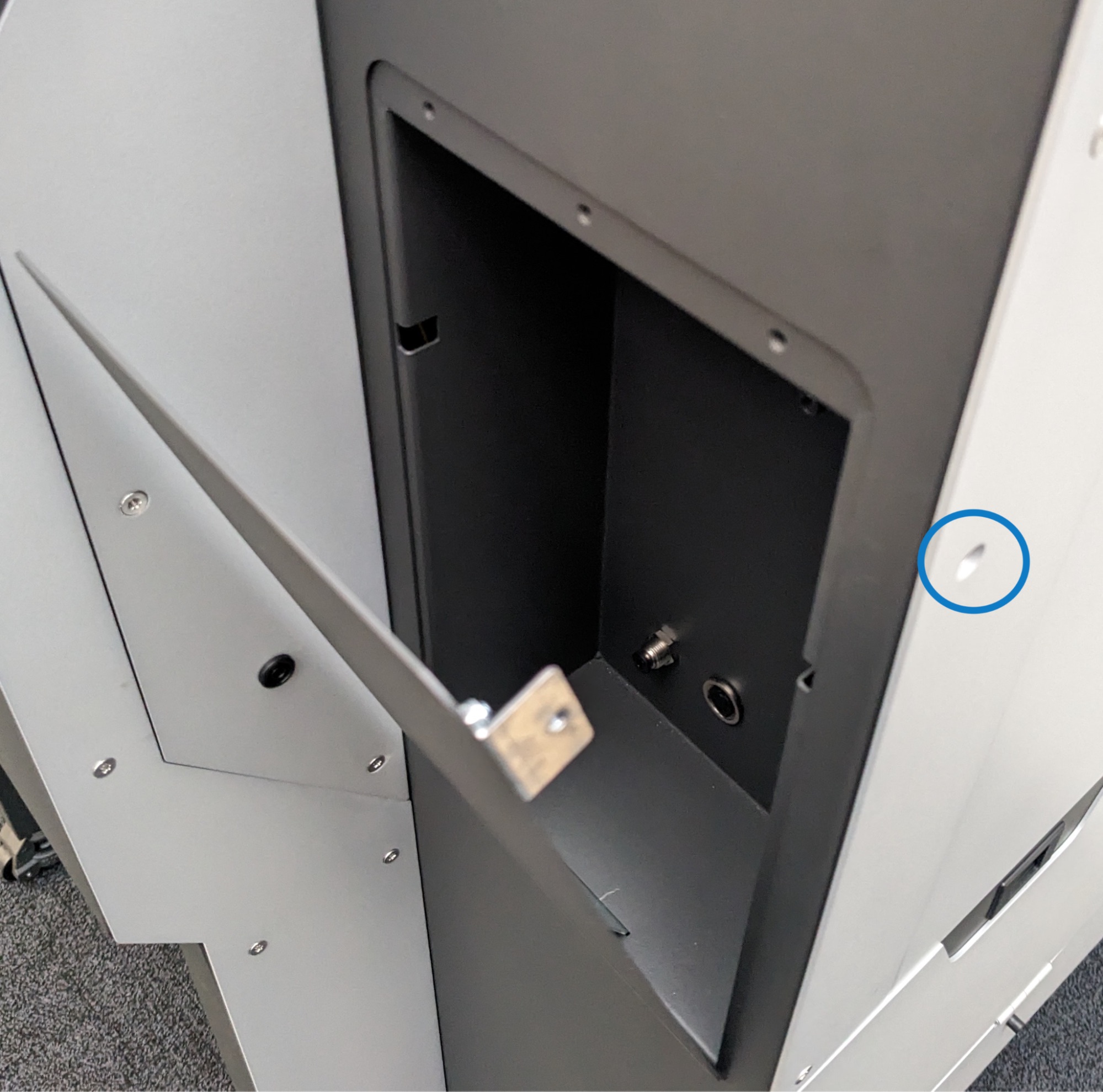 Installing the Polishing System (Fuse Blast)