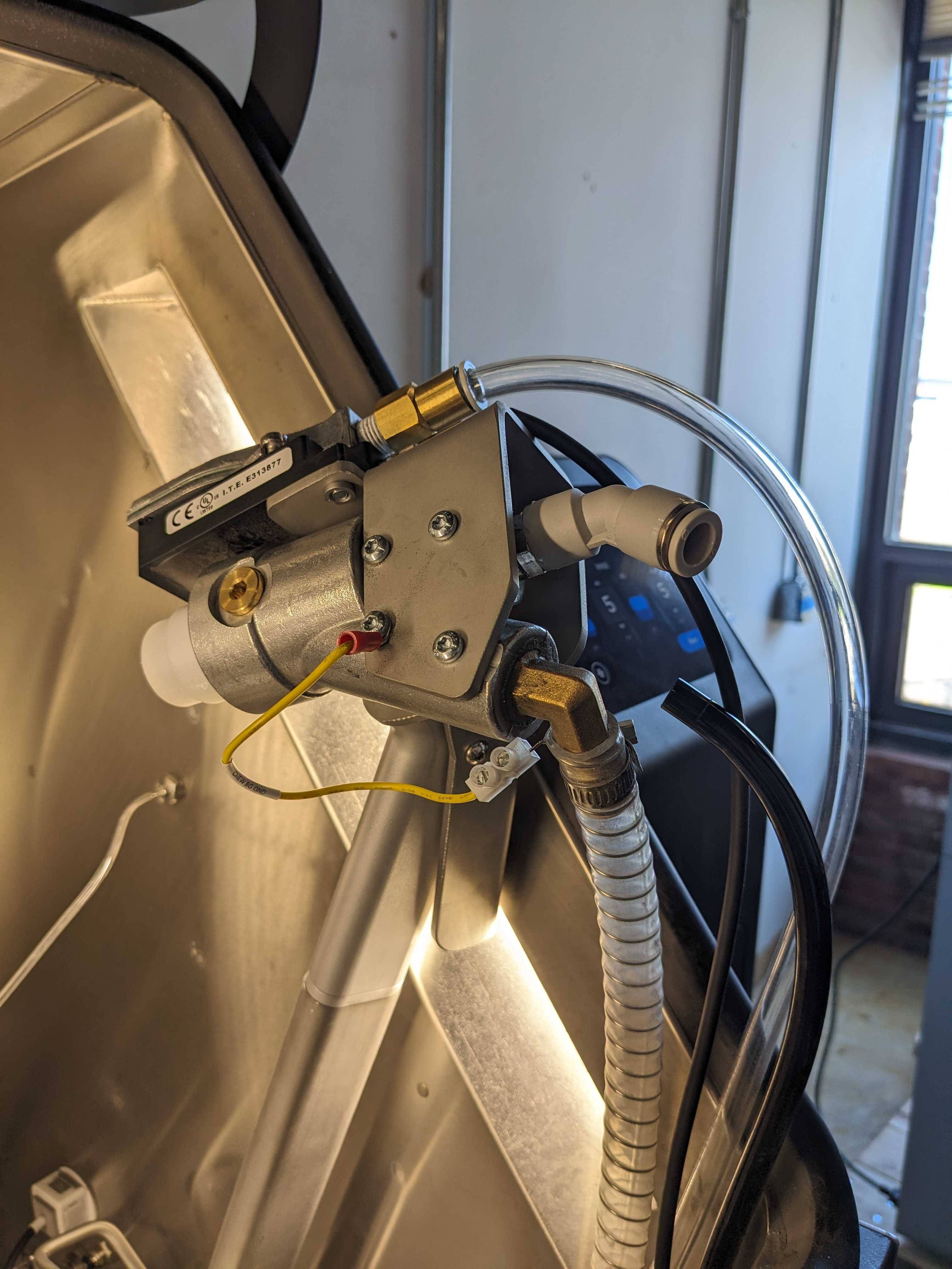 Replacing the Fuse Blast blast orifice